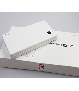 NINTENDO DSi CONSOLE WHITE USED - AstronGameClub